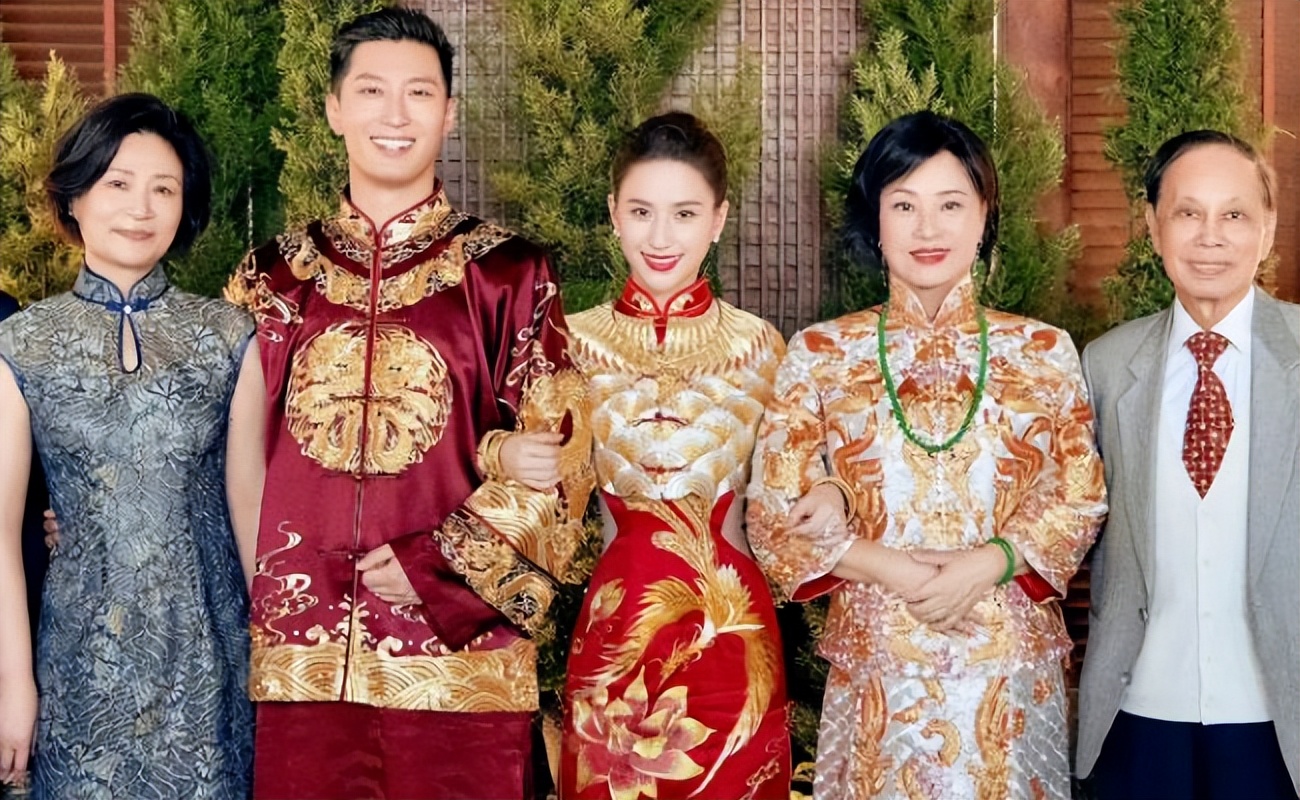 How beautiful was Chen Wanzhen in 2009? Let the slick gambling king ...