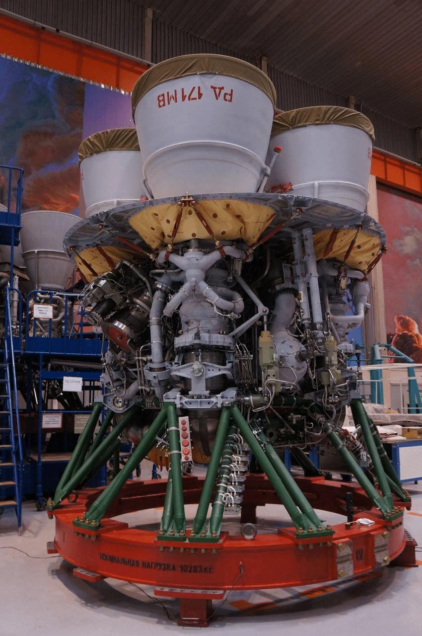 Roscosmos creates first sample of most powerful liquid rocket engine ...