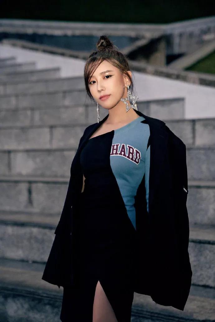 Shi Yufei, Appreciation of Meitu Series - iNEWS