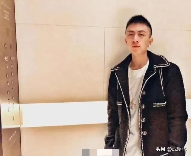 The female Internet celebrity forced Qin Fen to marry and then canceled ...