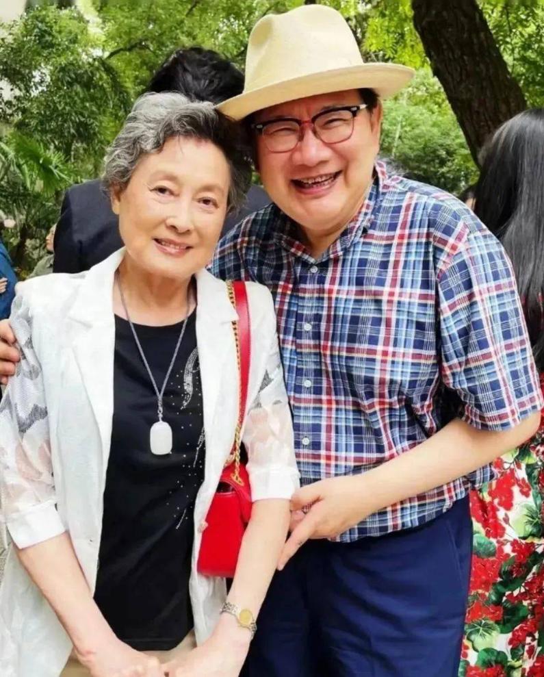 Famous actor Xiang Mei: I have held hands with my husband for 64 years ...