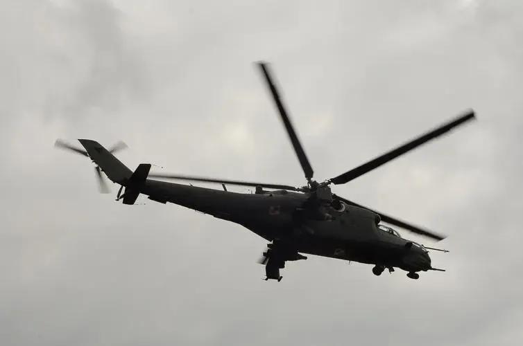 Poland accelerates its military expansion, plans to purchase 96 Apache ...