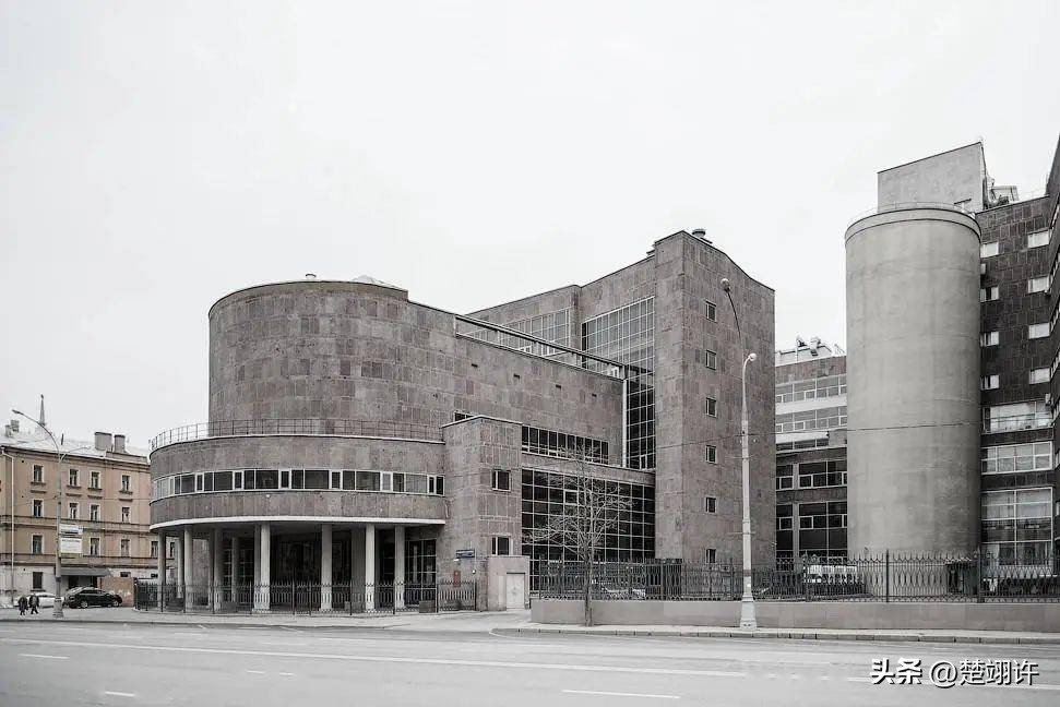 Analysis of Plann's influence on Soviet avant-garde architecture in the ...