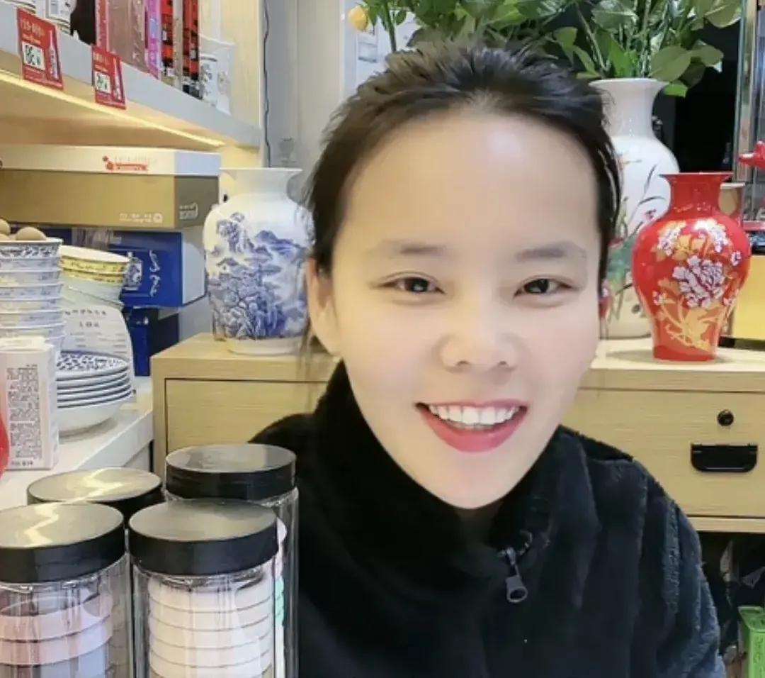 Yunhao live broadcast, let's talk about finding out the truth, someone ...