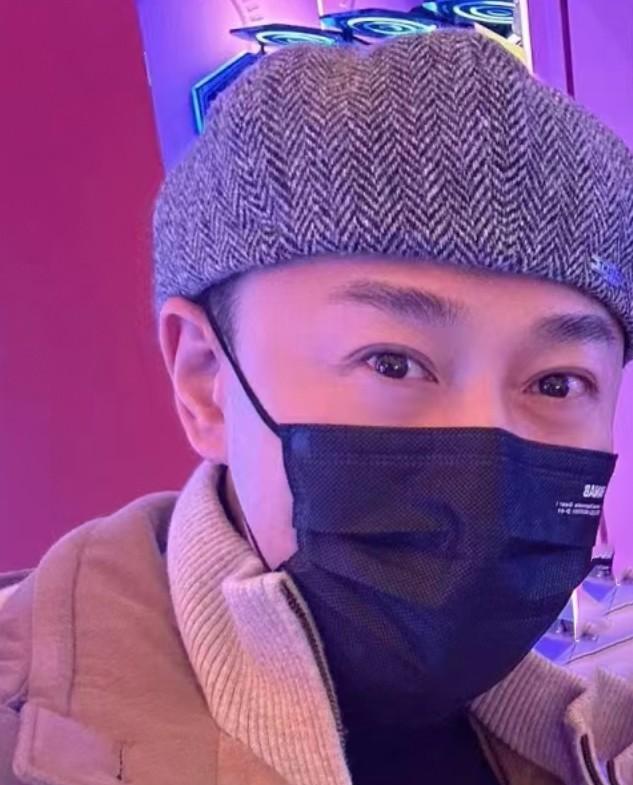 Lin Feng's family of 3 met by chance! Zhang Xinyue held her 2-year-old ...