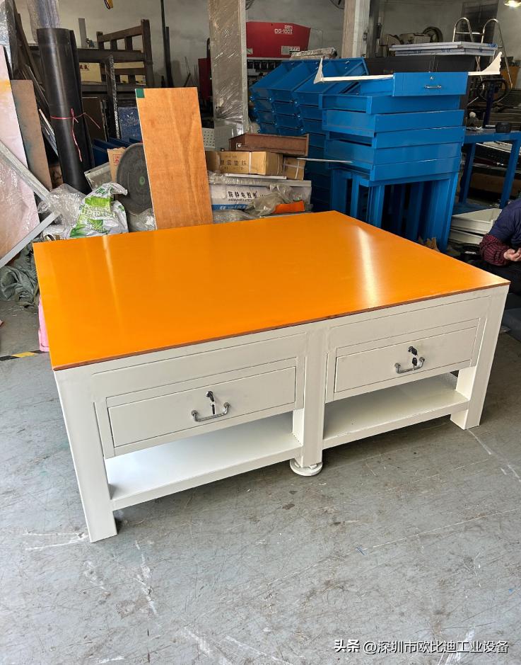 Fitter's table - iMedia