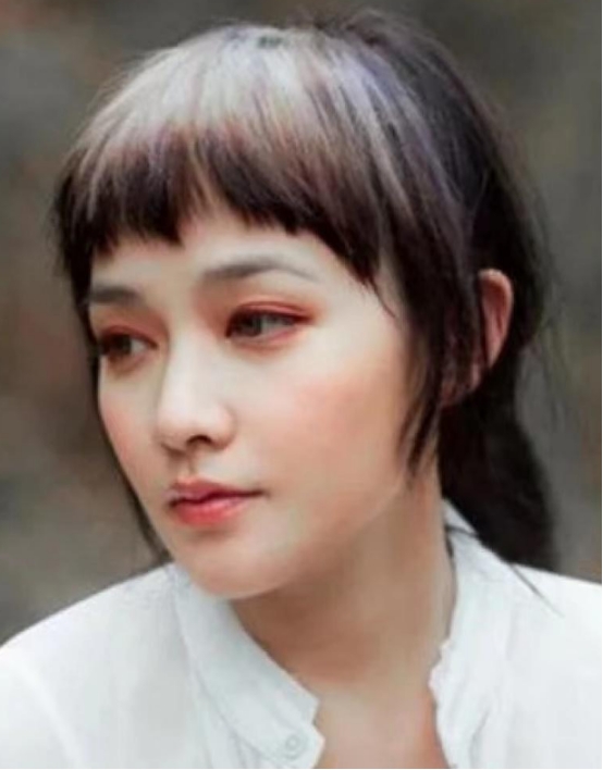 Fan Xiaoxuan, who had tongue piercings, shaved her head, and said "the uterus can be dispensed ...