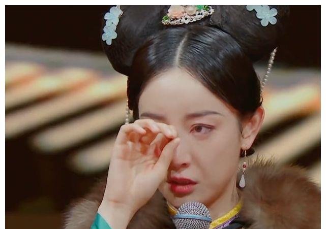 8 female celebrities whose faces were “disfigured by plastic surgery ...