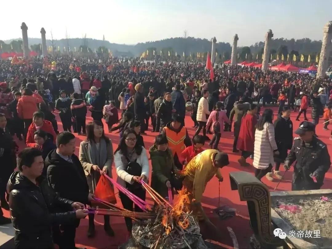 Lishan Mid-Autumn Festival is really lively - iNEWS