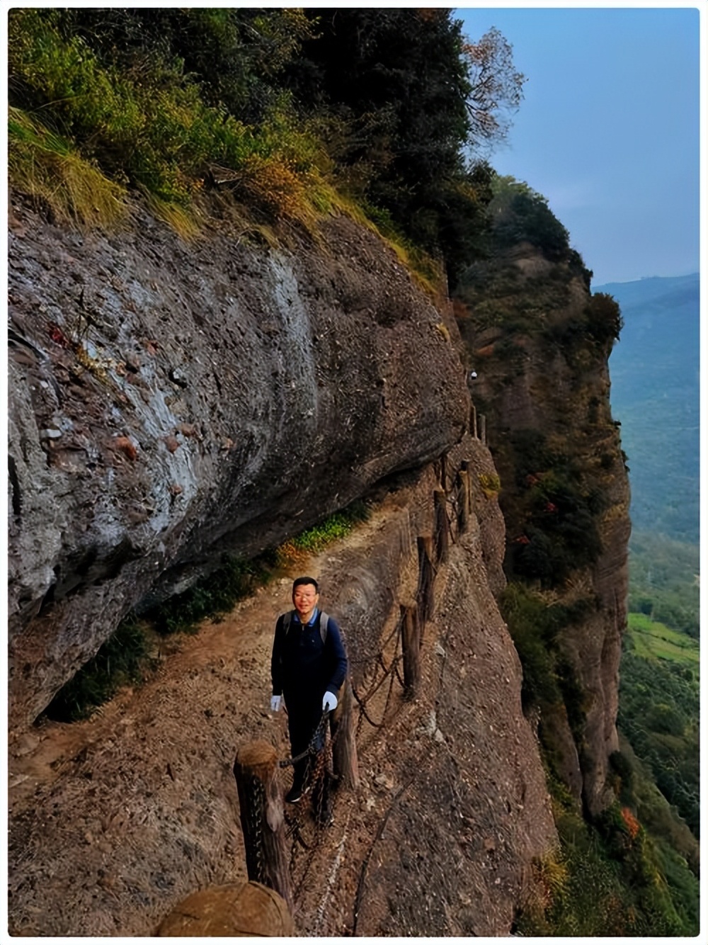 How dangerous is the Shu Road, which is difficult to reach the blue sky ...