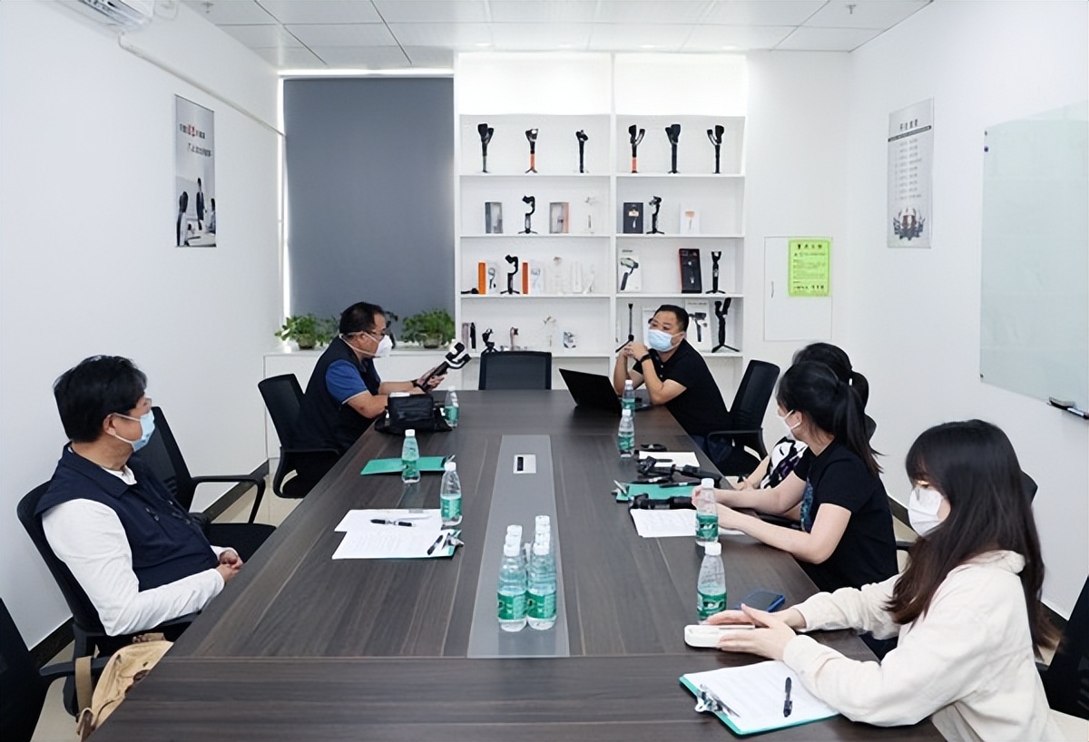 Into the vast excellence, experience the super intelligent imaging ...