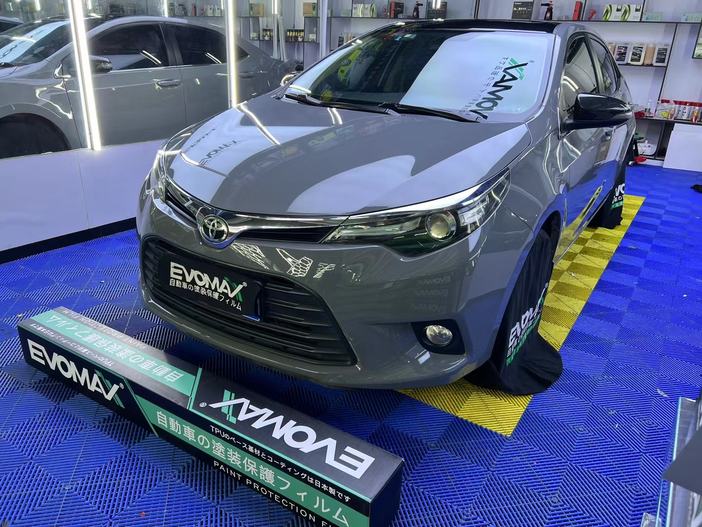 Toyota Ralink EVOMAX Imma Japanese color change film Nado gray ...