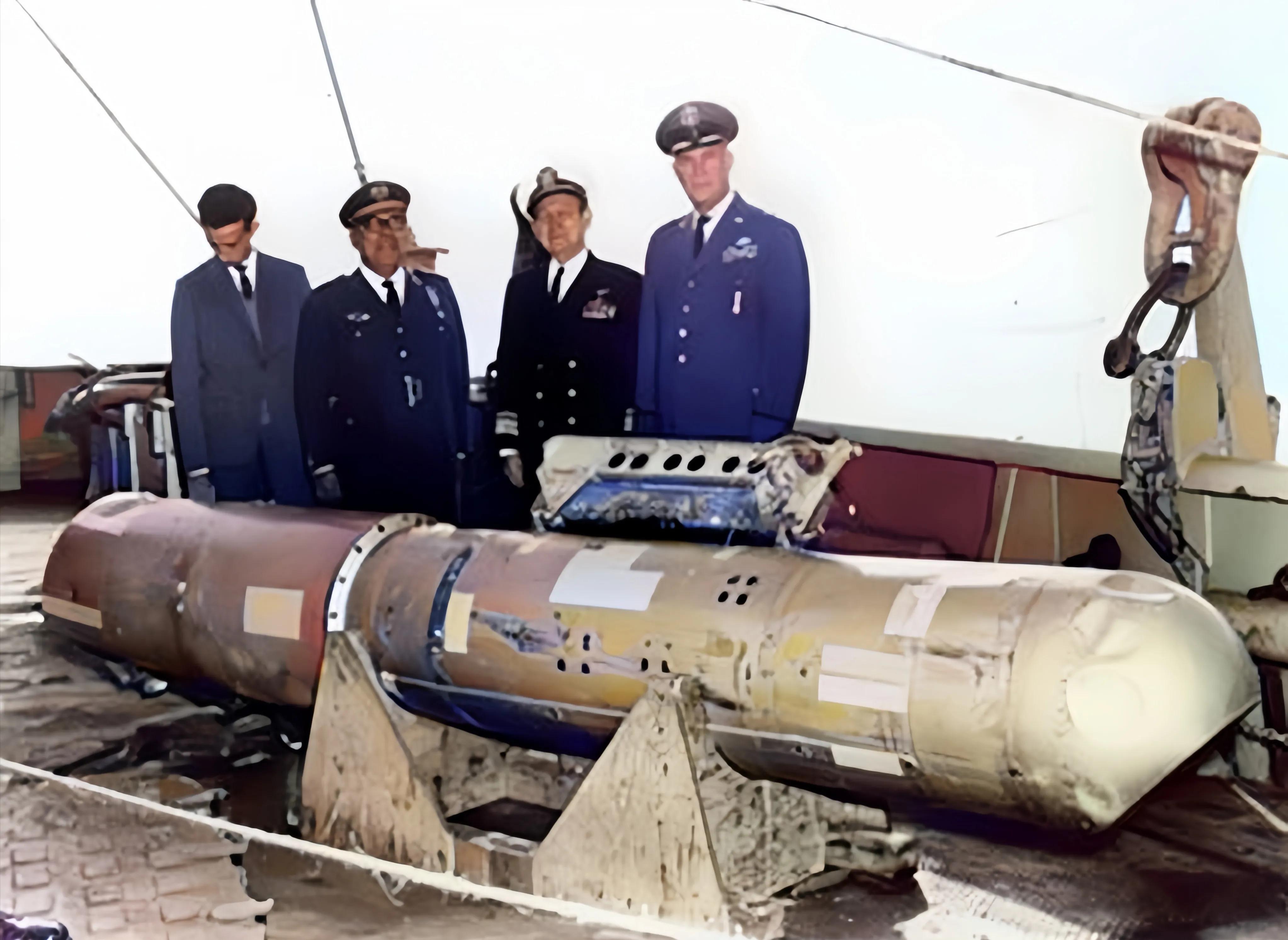 In 1966, a B-52 of the US military flew to the Soviet Union, and four ...