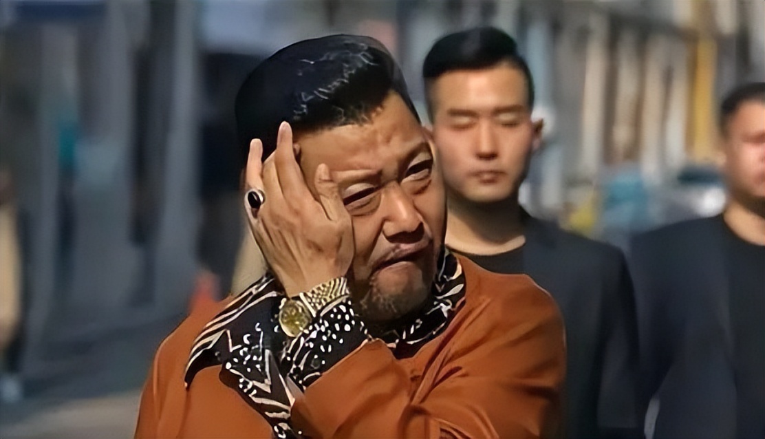 The Knockout10: Xu Jiang kicks Bai Jiangbo into the pit and lifts his pants, is he considered ...