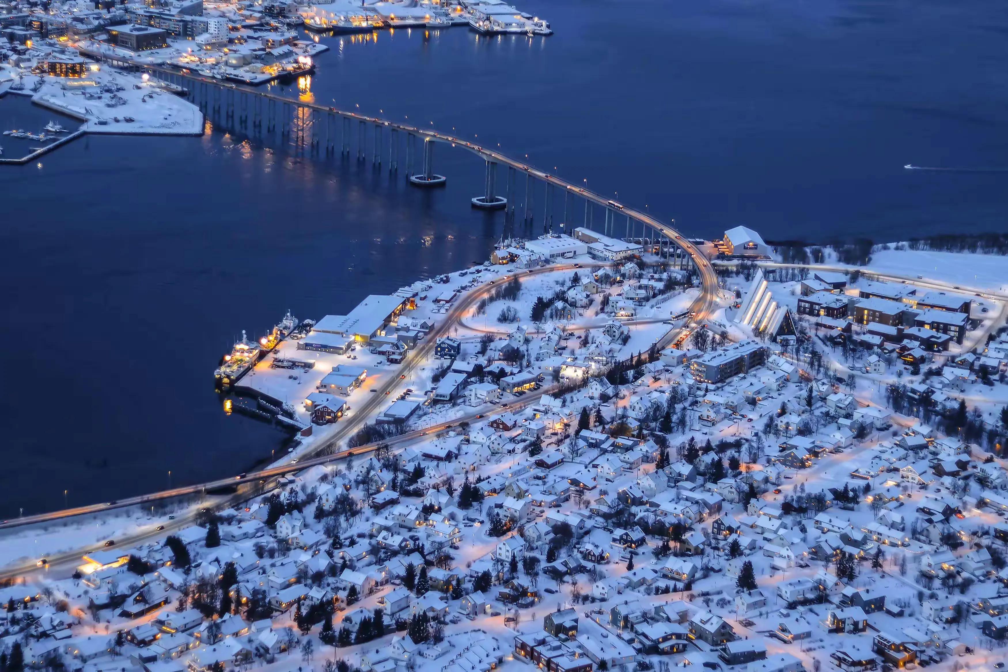 Nordic countries work so few hours, why do they earn 6 times as much as ...