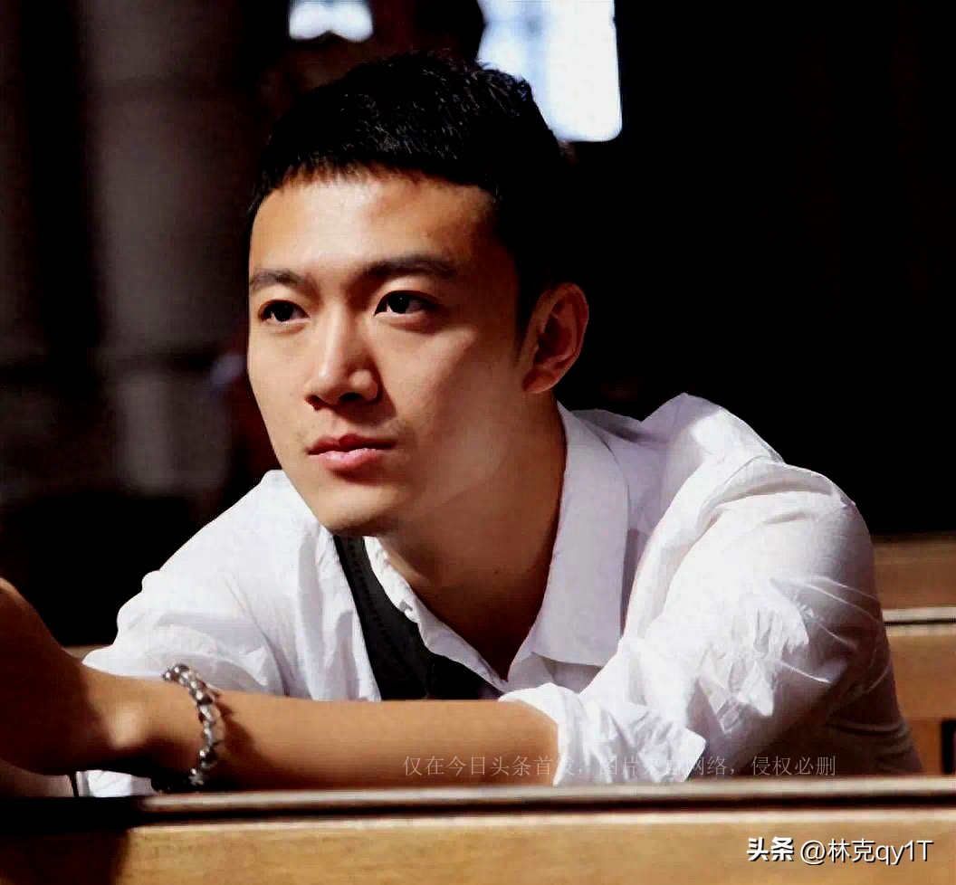 What happened to Zhang Tao? From "CCTV's most handsome male anchor" to no one cares about him ...