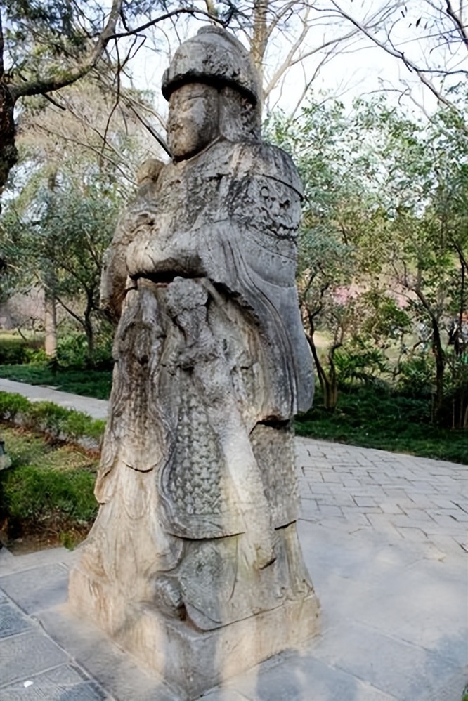 Sun Quan, the great emperor of the Eastern Wu Dynasty, guarded the door ...