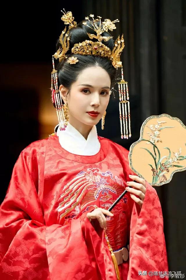 Ancient costume goddess!Li Ruotong basks in the national style and ...