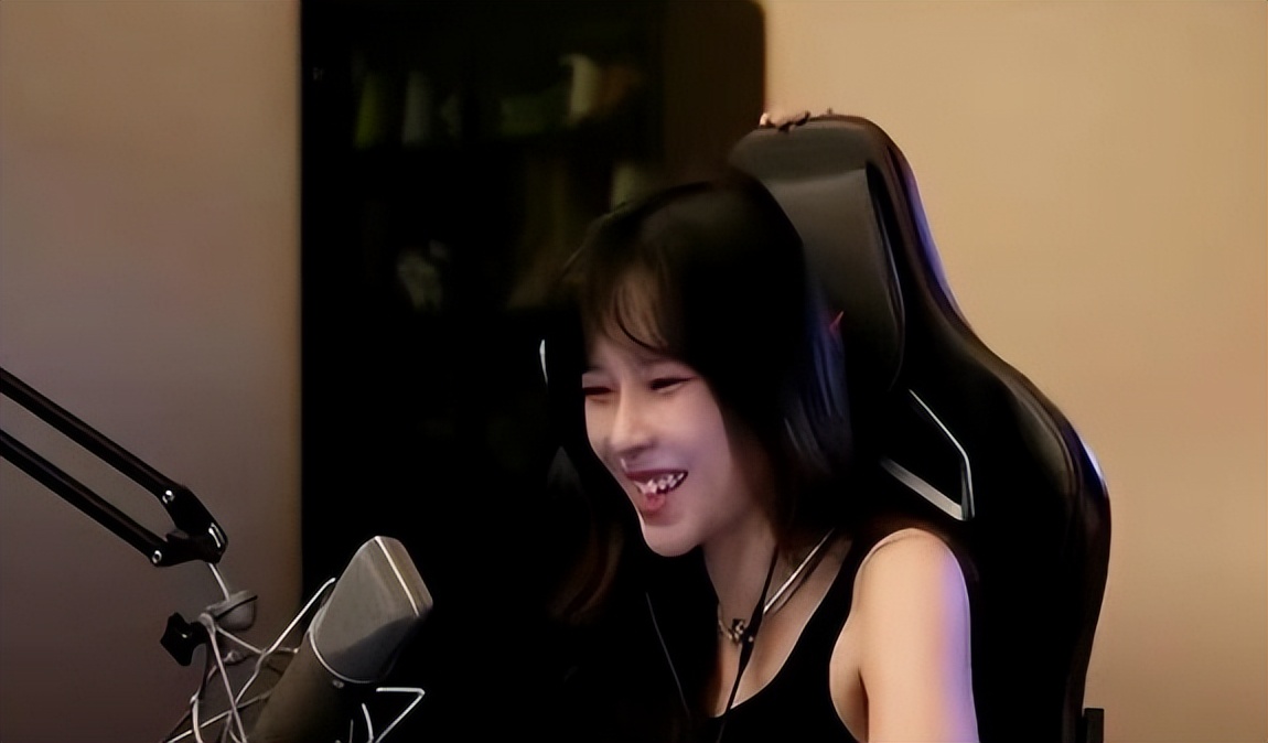 Can live obs be able to drive?Mozi's ob driving in the summer game ...