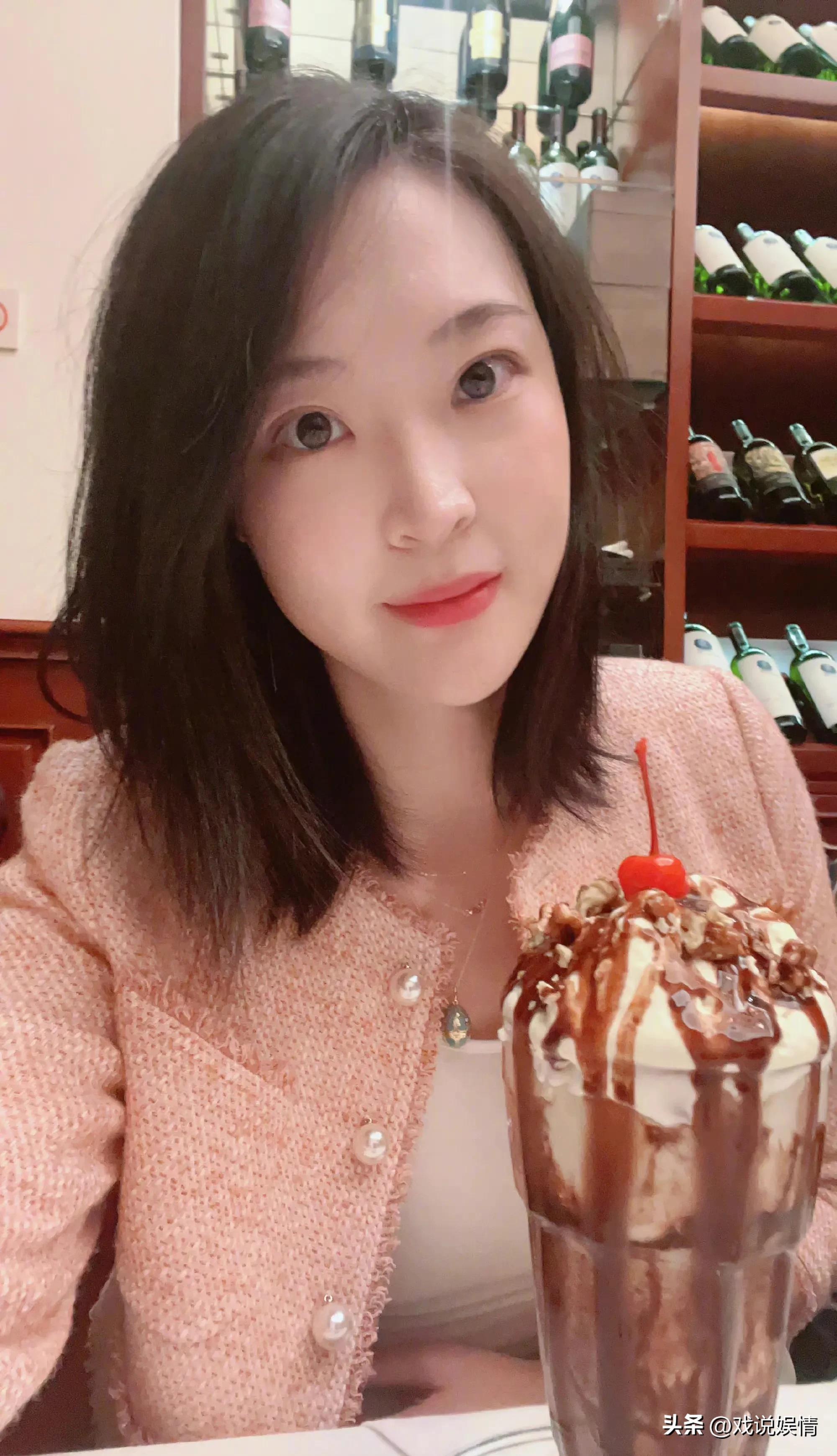 Hui Ruoqi posted a photo of her husband and wife on her 32nd birthday ...