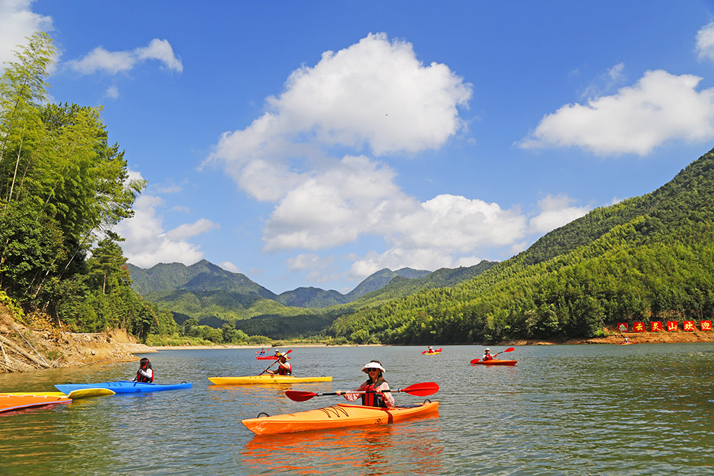 In summer, I strayed into the refreshing Shaowu Yunling Mountain ...