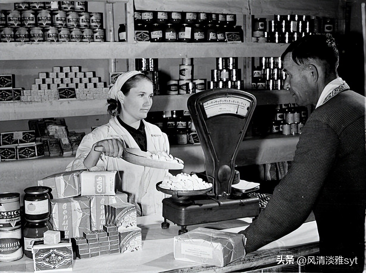 Soviet wages and how they differed from modern Russians - iNEWS