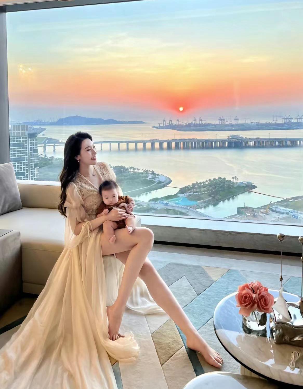 Chen Peisi's niece Zhang Jiayun shows her affection! Exposing her ...