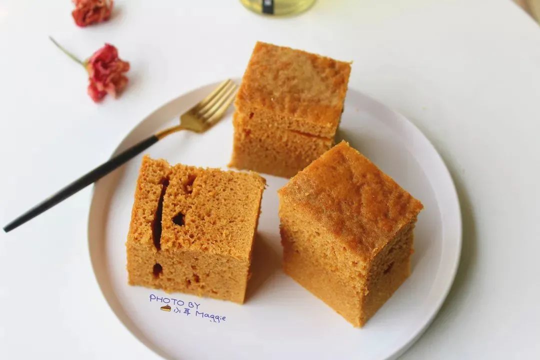 The brown sugar mala cake that is softer than a cake can be done in one ...