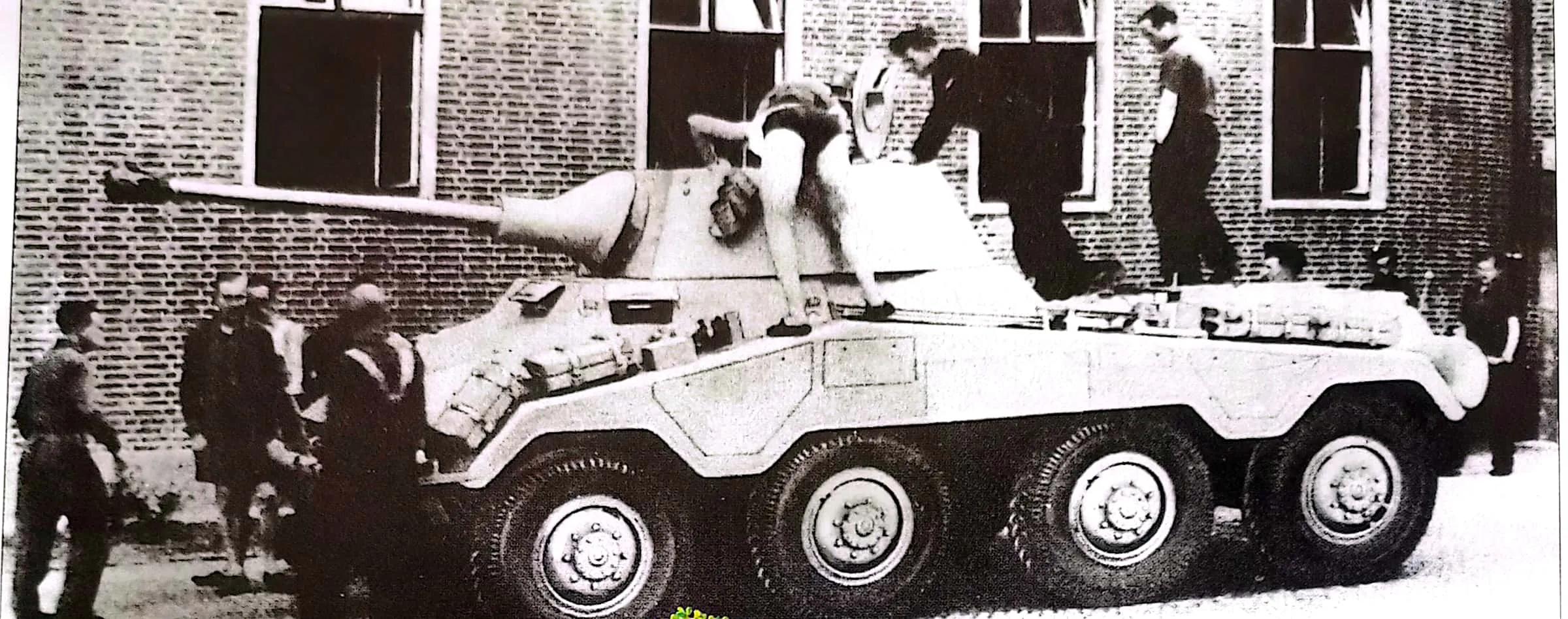 WWII German heavy wheeled armoured vehicle - iNEWS