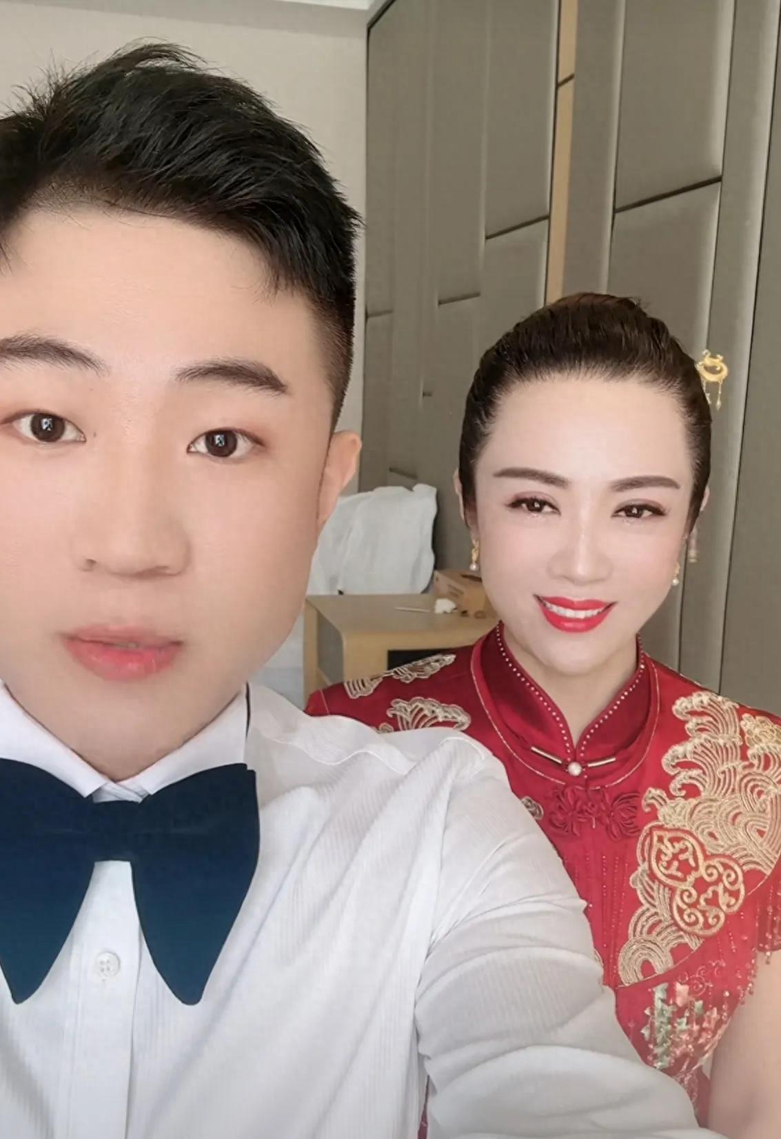 The two weddings became a "demon mirror", and the gap between Wang ...