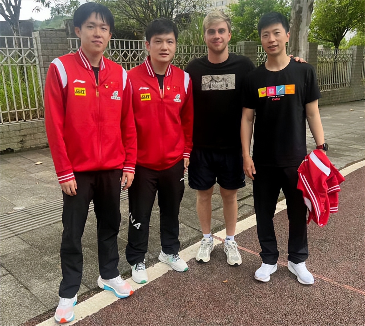 Can Malone, 35, go to Paris? Lin Gaoyuan and Liang Jingkun are out of ...