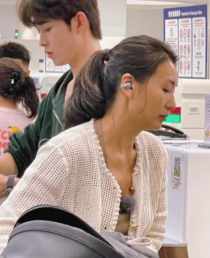 Chen Hao's face is sagging, Jin Chen's nose is flat? Reuters exposed ...