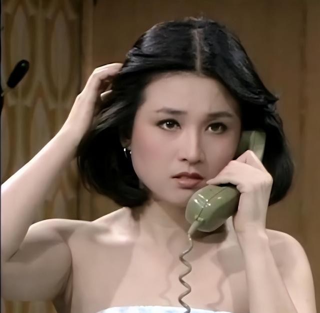 I accidentally saw the old photos of Han Hye-sook, the most beautiful ...