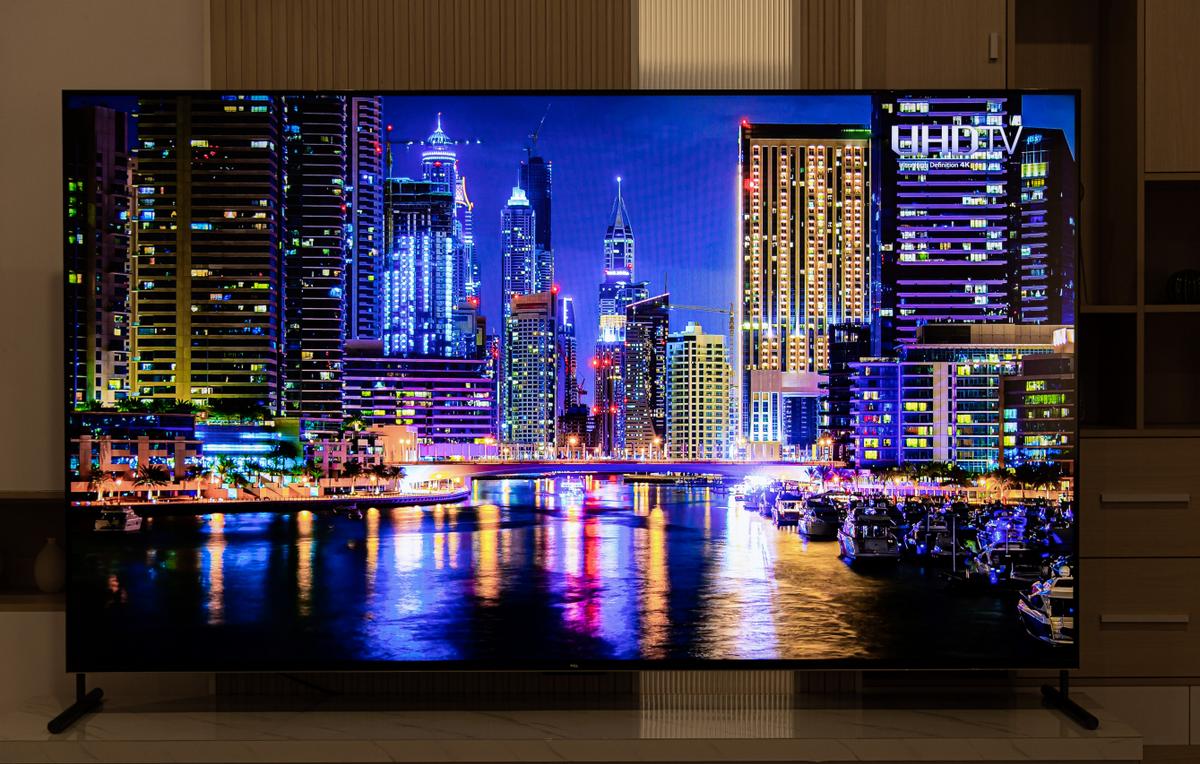 What's so good about a 98-inch TV? Is it a quality ceiling or an IQ tax ...