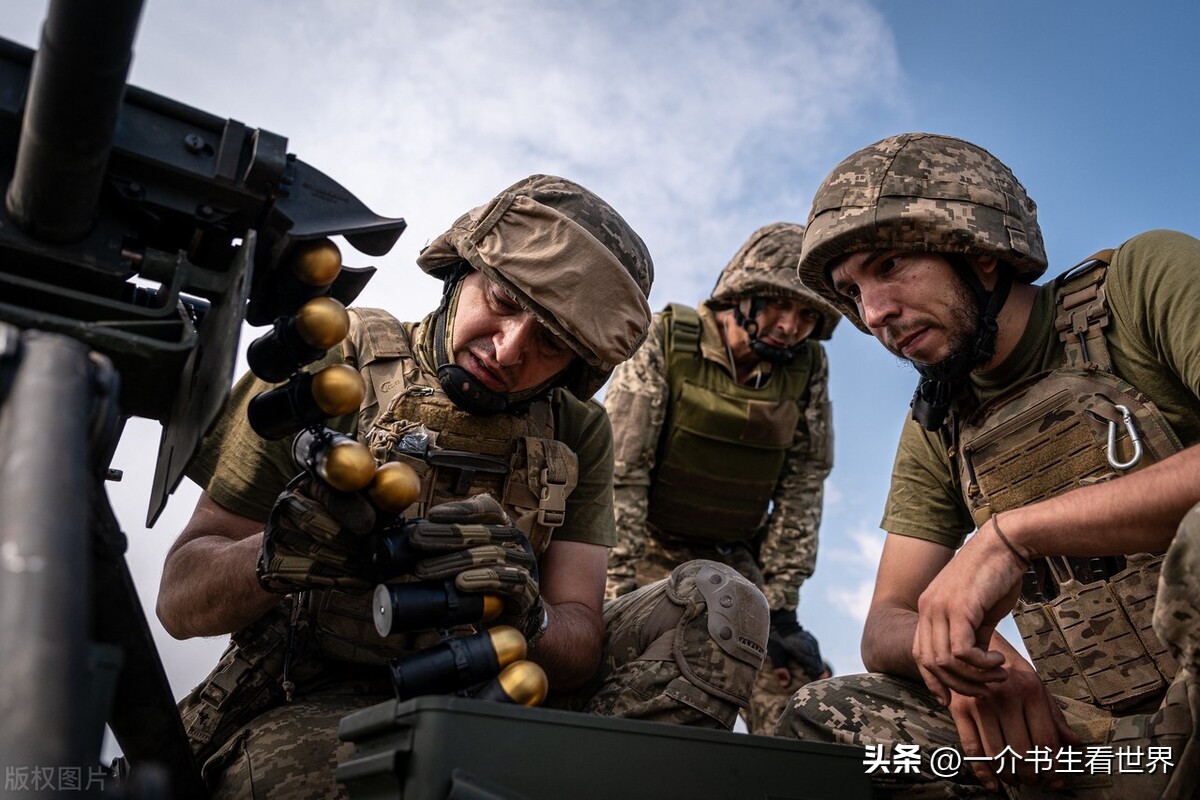 The Russian stealth tank participated in the battle for the first time, and the American ...