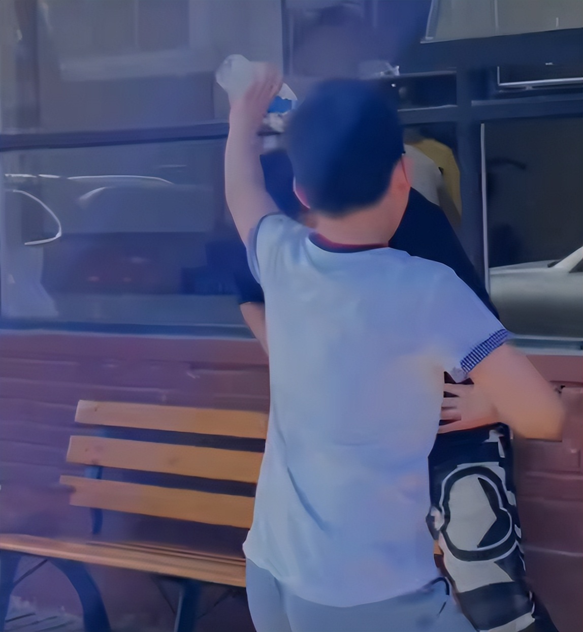 He made the same mistake as Li Yifeng. Huang Haibo was banned for 8 years and the status quo was ...