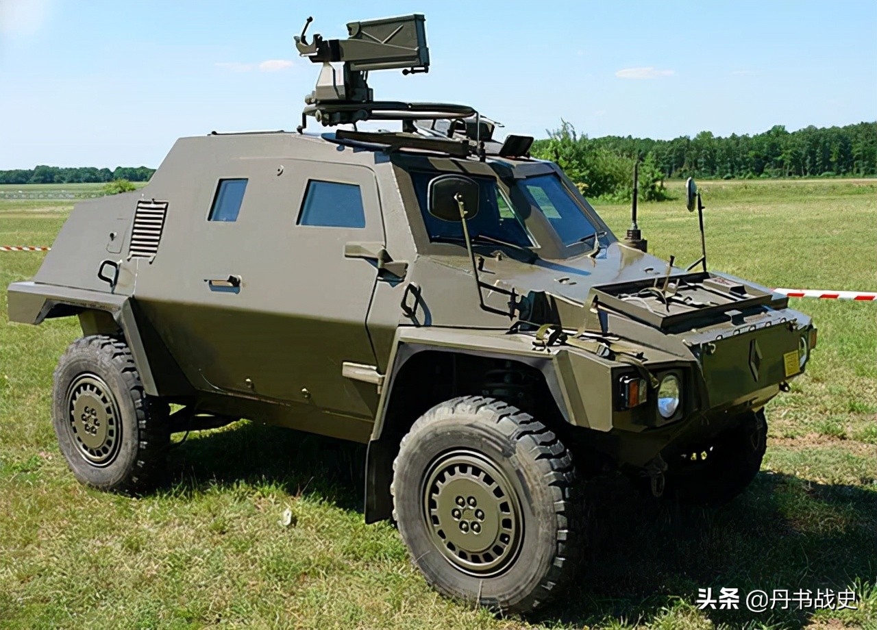 The little guy from France, the Renault VBL light combat reconnaissance ...