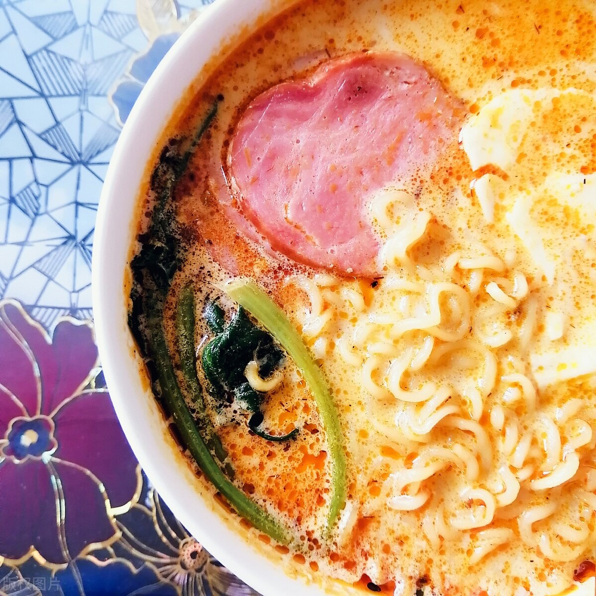Alternative methods of instant noodles, have you learned to waste it ...