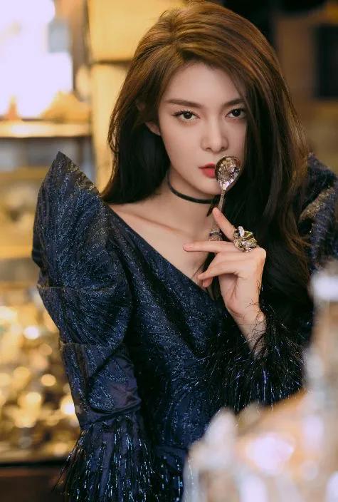 Fu Jing has the face of a "vicious female partner", but can also ...