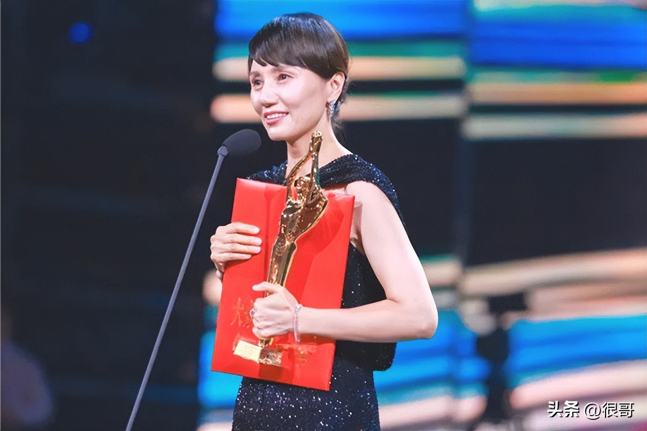 Battle of the Roses: Yuan Quan from China Opera, Yu Feihong from Nortel ...