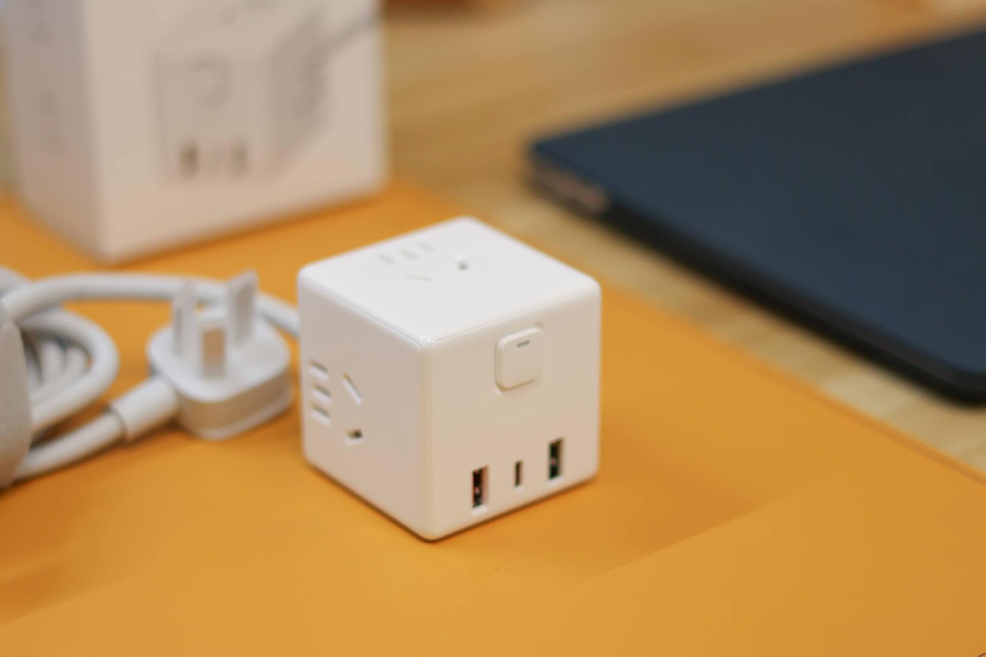33W fast charging, 6 ports, Xiaomi Rubik's Cube Adapter Pro 33W wired ...