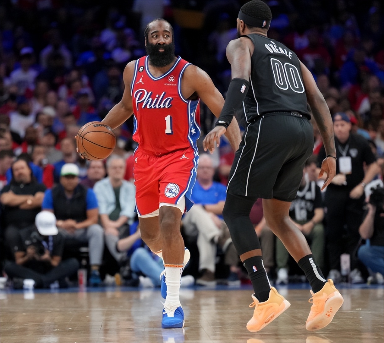 21+10.7, the assist king missed the best team, Harden was targeted ...