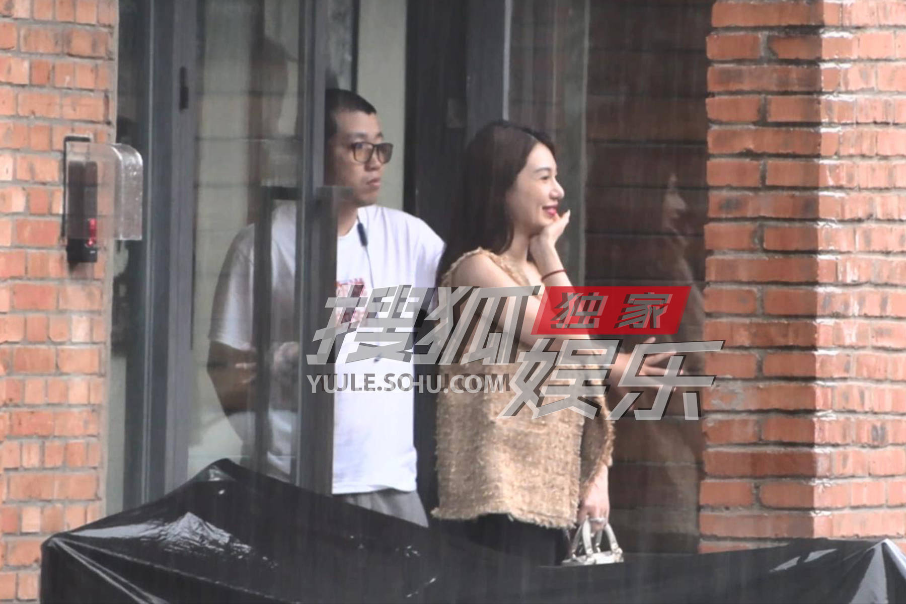 Exposure of Huang Xiaoming and Zhao Shijin's love affair is real! The woman is 11 years younger ...