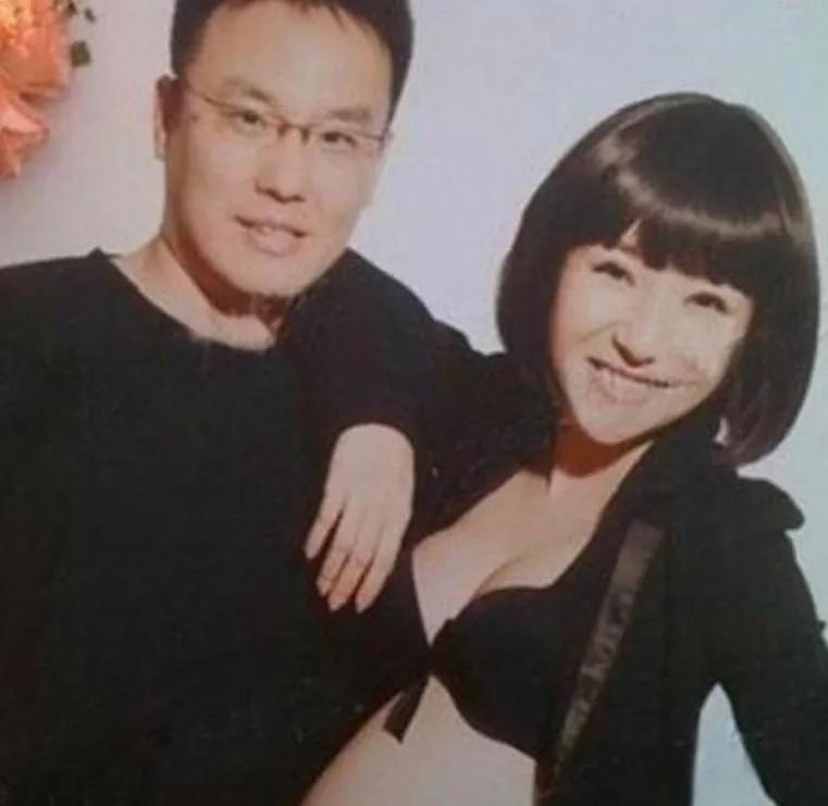 Section of Zhang Yuwang: The famous CCTV host couple, behind the happy scenery is full of ...