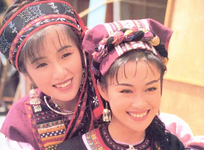 Chen Songling, Liang Xiaobing and He Wanying have a party at the ...