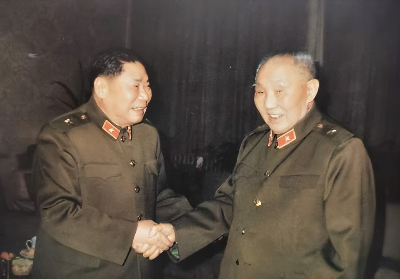 In 1991, at the old Red Army meeting, Yang Dezhi knew that one person ...