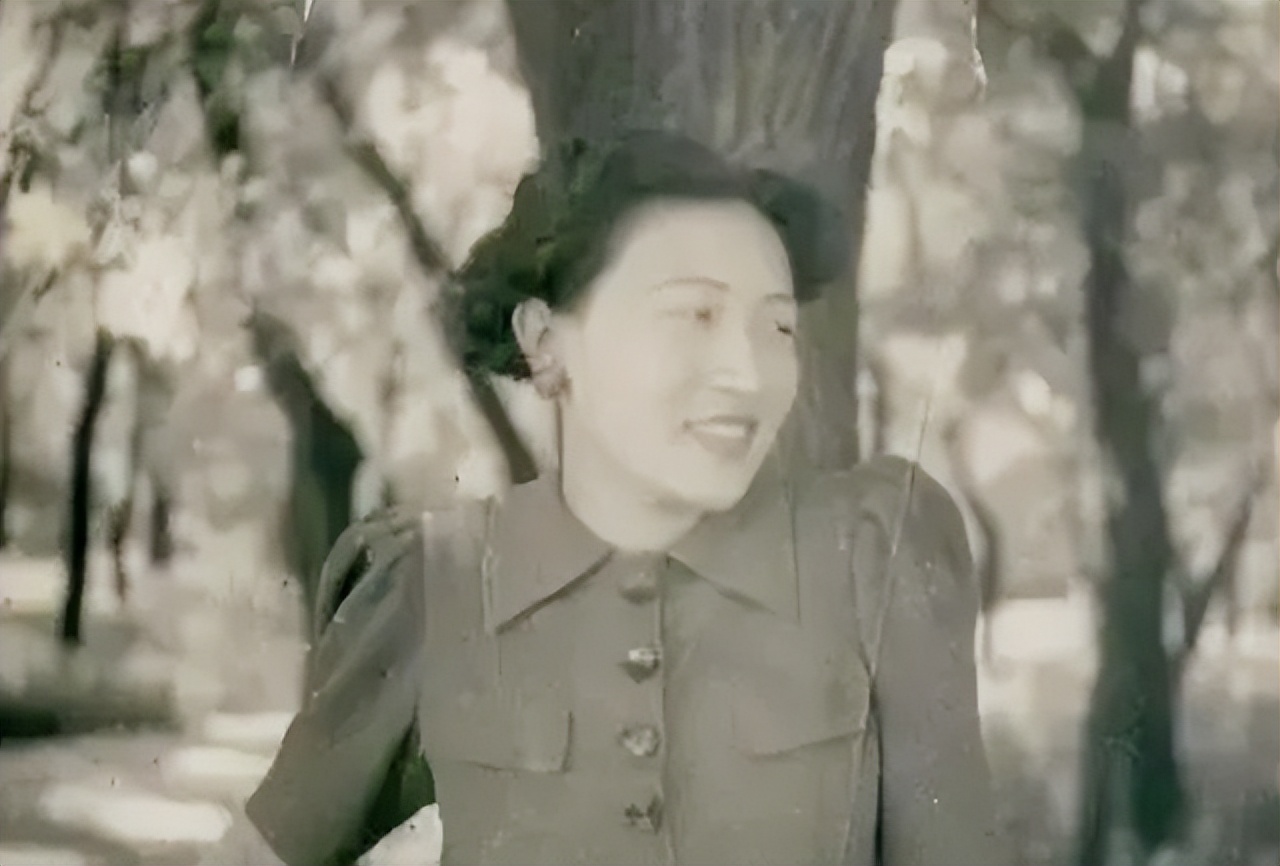 Gege, the last of the Qing Dynasty, changed his name and surname until ...