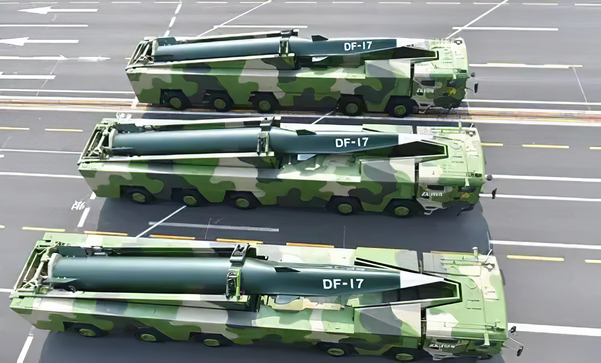 Dongfeng 41, which has been in the snow for more than ten years, has a ...