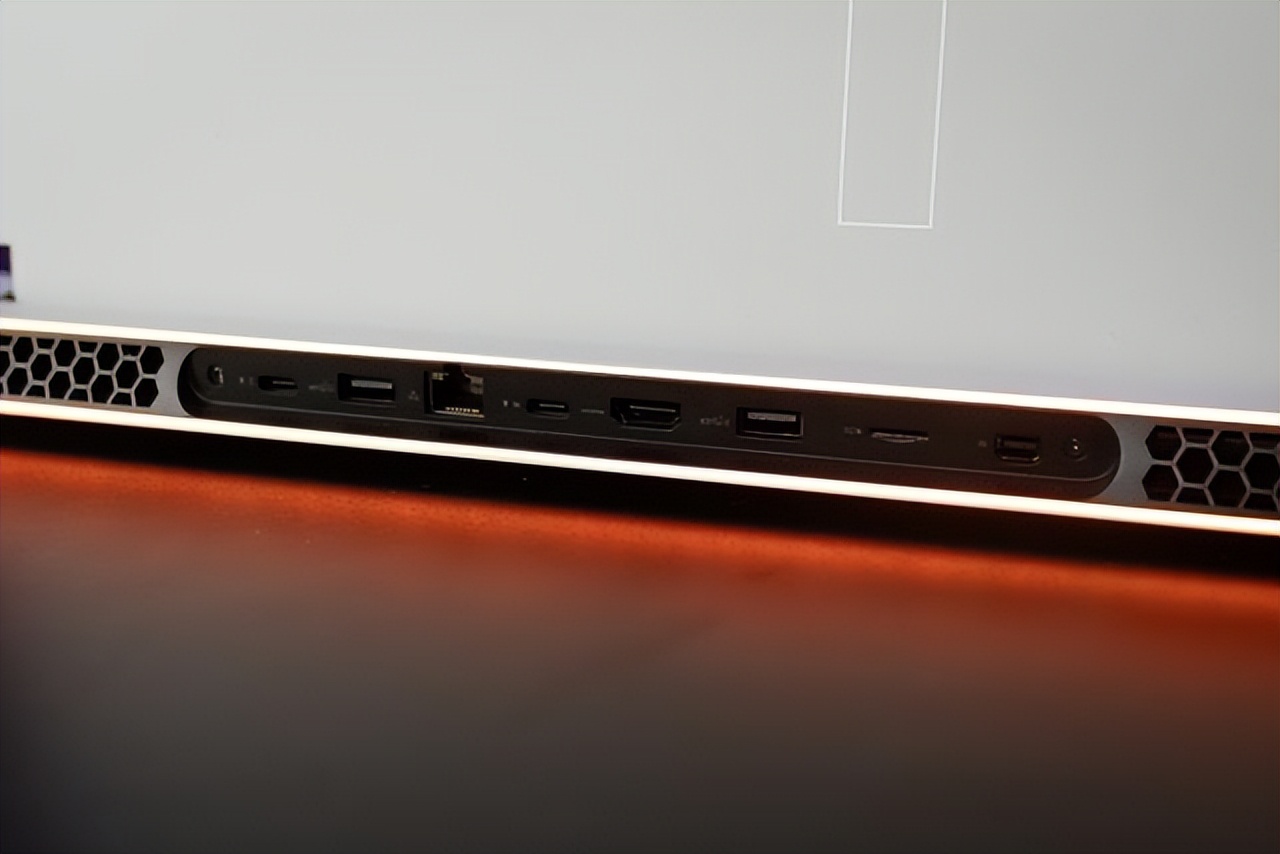 Alienware x17 R2 review: The first laptop with a 480Hz display - iNEWS