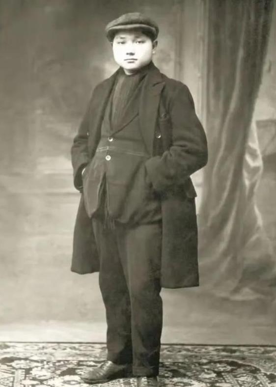 In 1997, Deng Xiaoping passed away. Before he died, he said to his wife ...